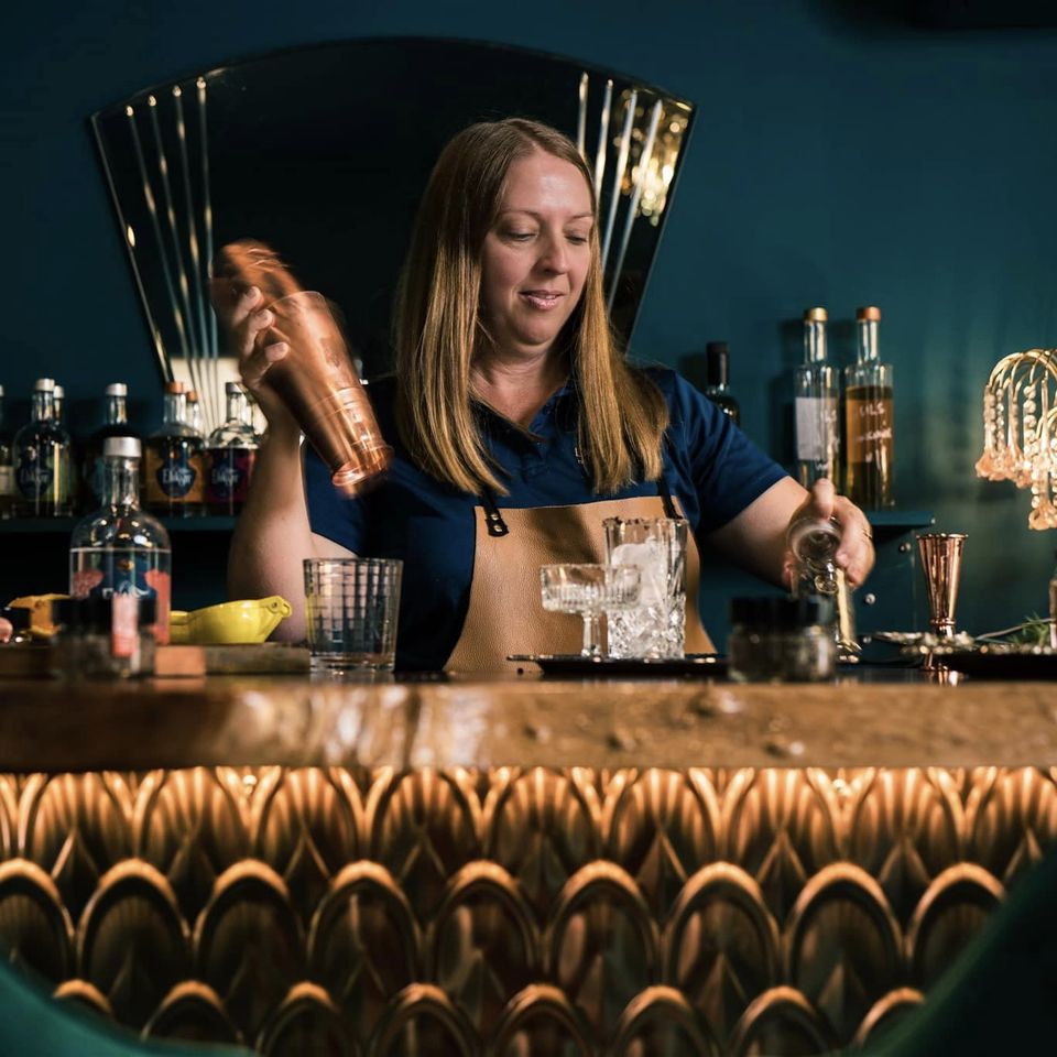 The love affair that led the Ladbrooks to gin and whisky – Ladbroken ...